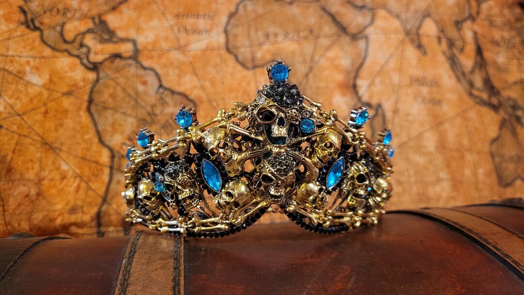Teal Pirate Queen Tiara Preorder - Etsy