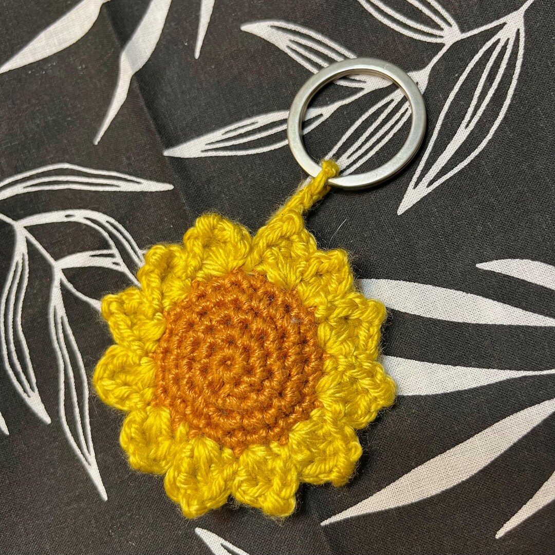 Sunflower Crochet Keychain - Etsy