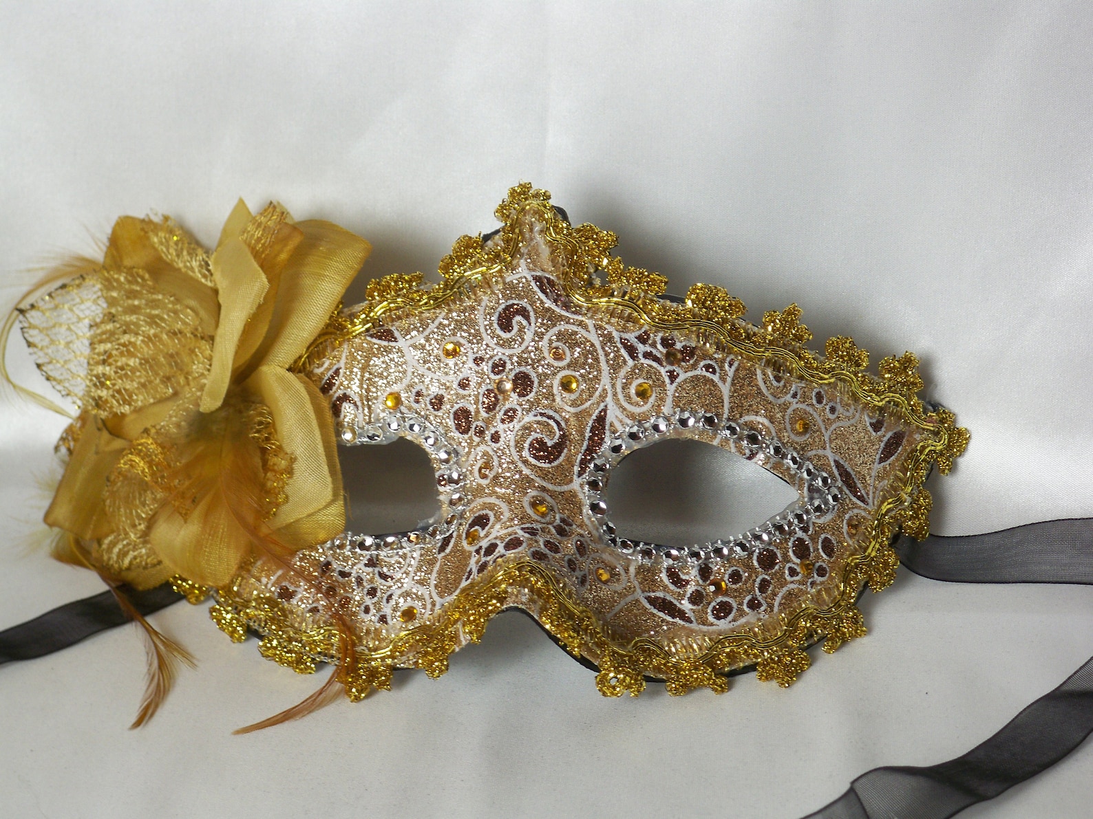 Gold mask gold masquerade mask masquerade mask halloween | Etsy