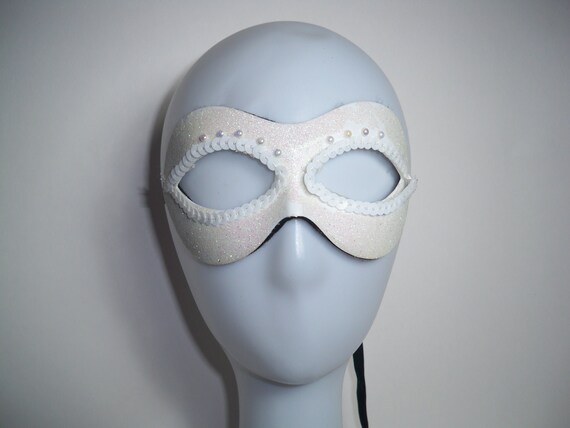 White Lace Masquerade Masks Like Cinderella Story