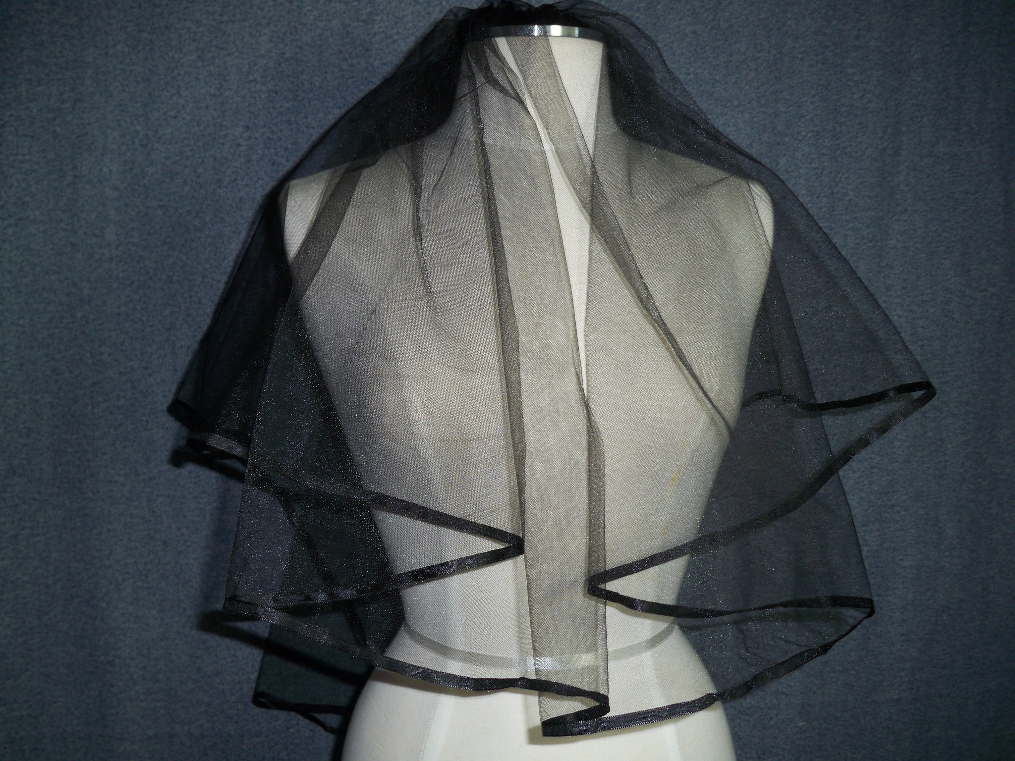 2 Tier Black Veil Goth Veil Gothic Wedding Veil Mourning - Etsy