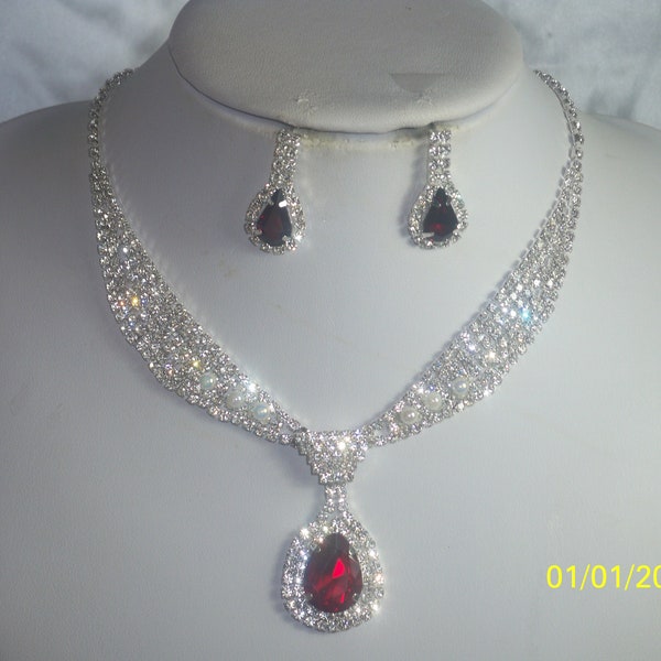 Red Necklace Set - Etsy