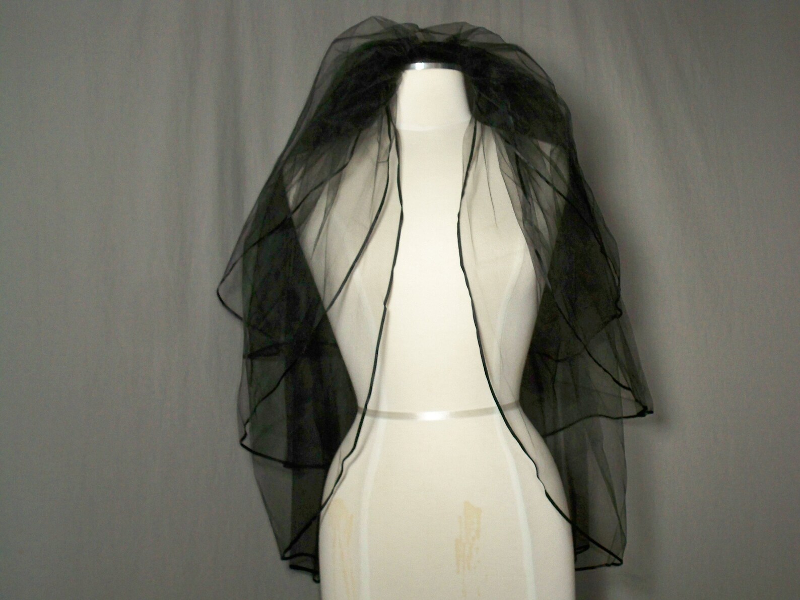 3 Tier Black Veil, Goth Veil, Gothic Wedding Veil, Mourning Veil, Black ...