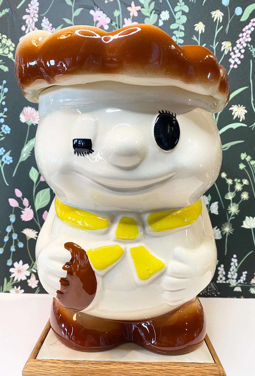 Vintage Laurentian Pottery Cookie Jar Bobby the Baker Winking Dough Boy ...