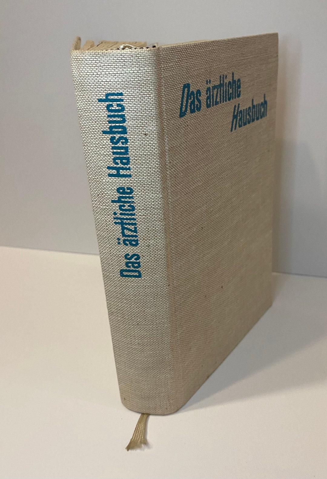 German Antique Book Collector 1960 Das Arztliche Hausbuch Dr. Kurt ...