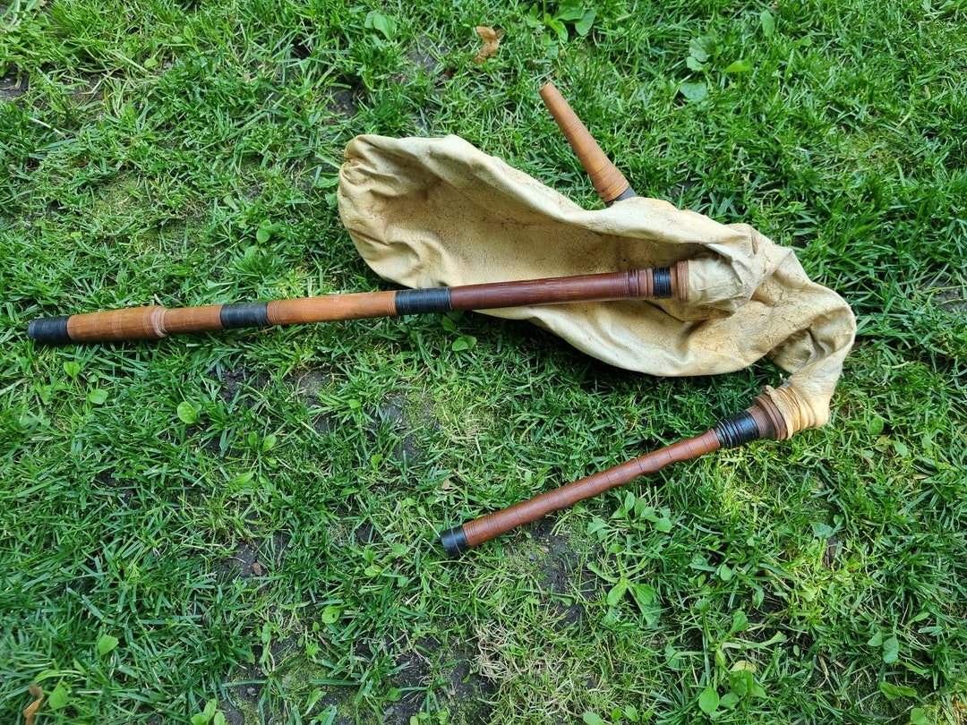 Acient Musical Tool Bagpipe Hand Made With Skin and Wood Rare Antique ...