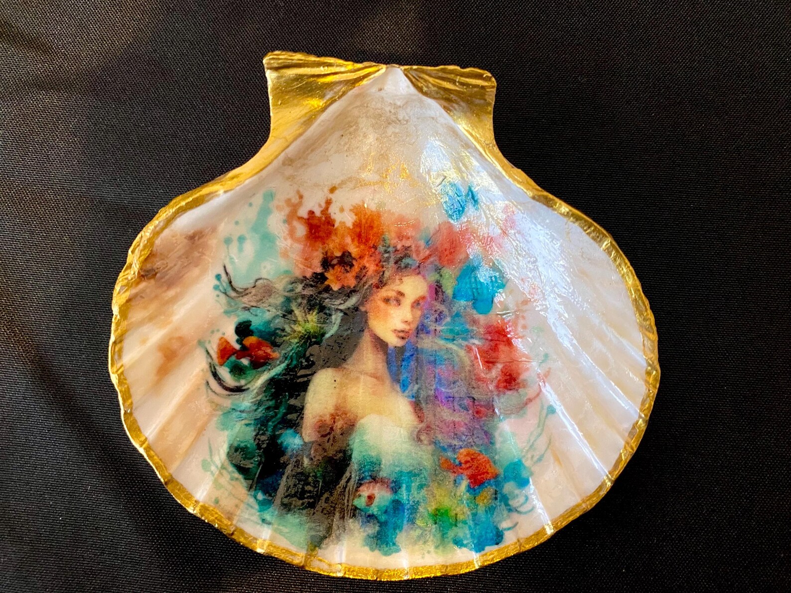 Beautiful Scallop Shell Jewelry Dish W Mermaid Design, Ring/trinket ...
