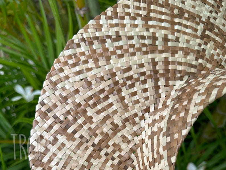 Brown & White “hawaiian” Style Lauhala Hat // Crownless Hat // Woven ...