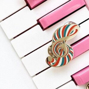 Treble Clef Enamel Pin, Music Note Lapel Pin Badge, G Clef Pin, Treble ...