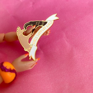 Girls Support Girls Enamel Pin, Feminist Enamel Pins, International ...