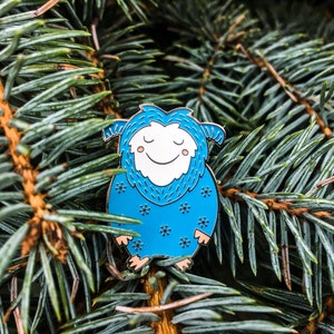 Bigfoot Enamel Pin Cute Yeti Lapel Pin Badge Winter - Etsy