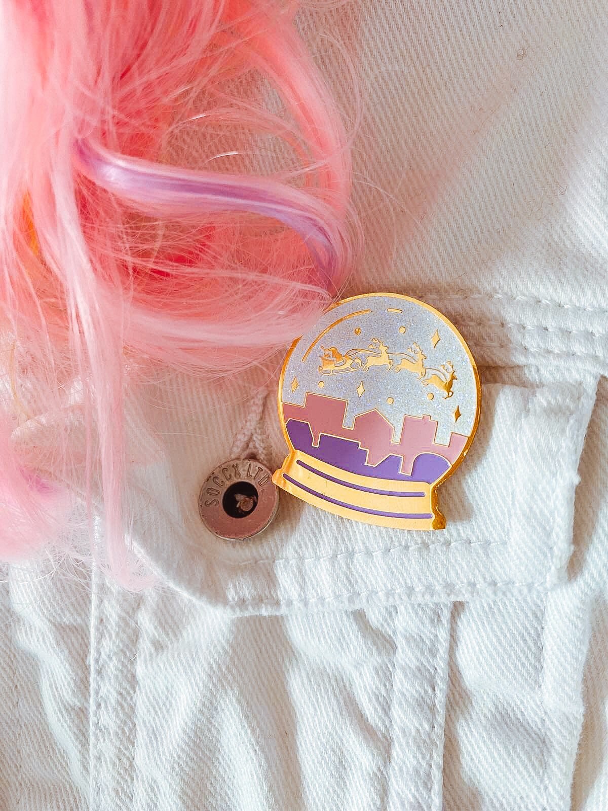 Snow Globe Enamel Pin Christmas Gold Brooch Winter Magic - Etsy