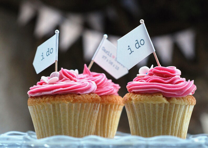 Personalised Wedding Cupcake Flags - I Do - Mr and Mrs Heart Toppers ...