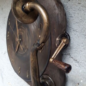 Music Decoration Wall Clock. Upcycled Gramophone Parts Clock. - Etsy