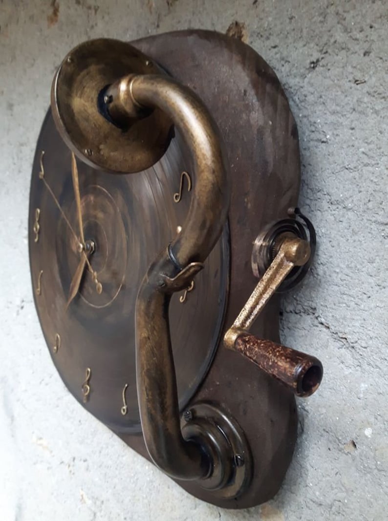 Music Decoration Wall Clock. Upcycled Gramophone Parts Clock. - Etsy