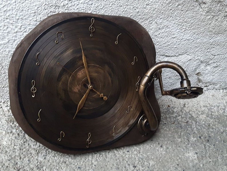 Music Decoration Wall Clock. Upcycled Gramophone Parts Clock. - Etsy