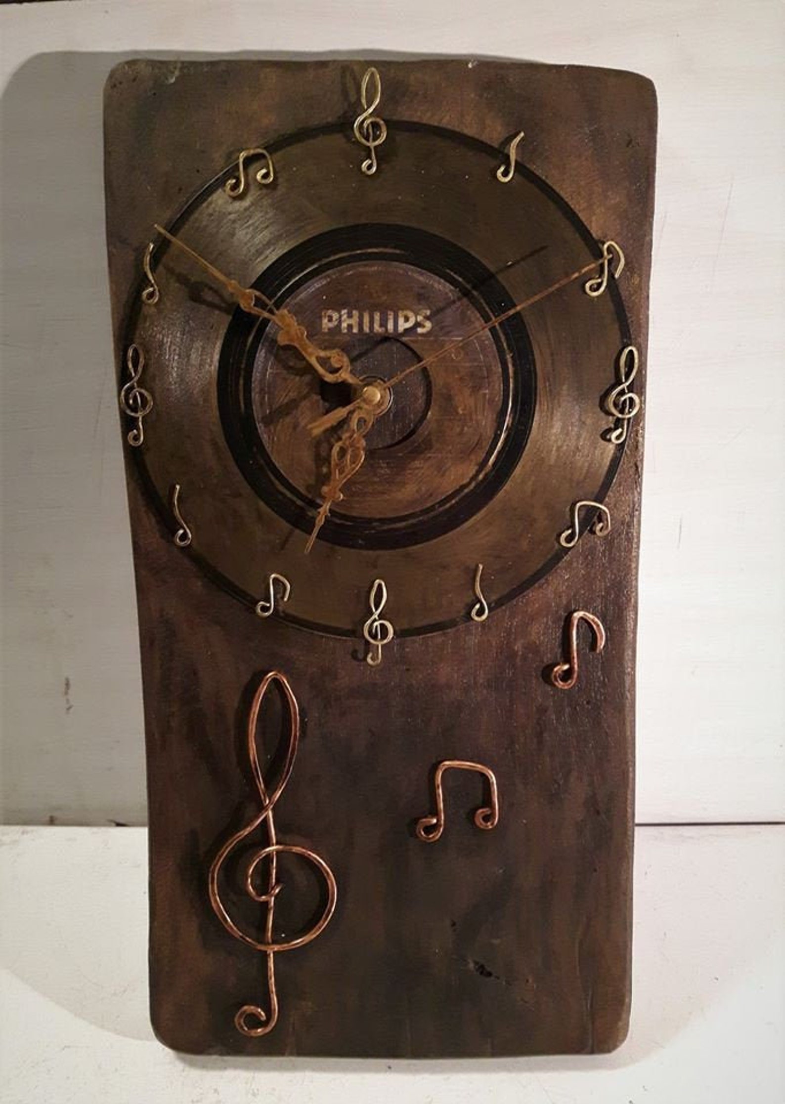 Handmade Wall Clock From Upcycled Turntable and Forged Music Notes - Etsy
