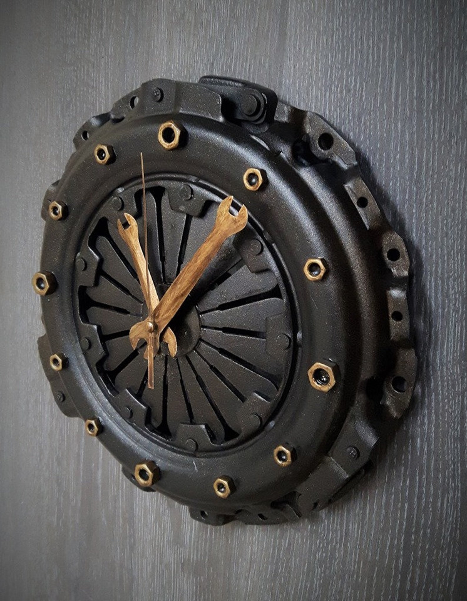 Upcycled Car Clutch Wall Clock. Large Urban Clock. Handforged - Etsy UK