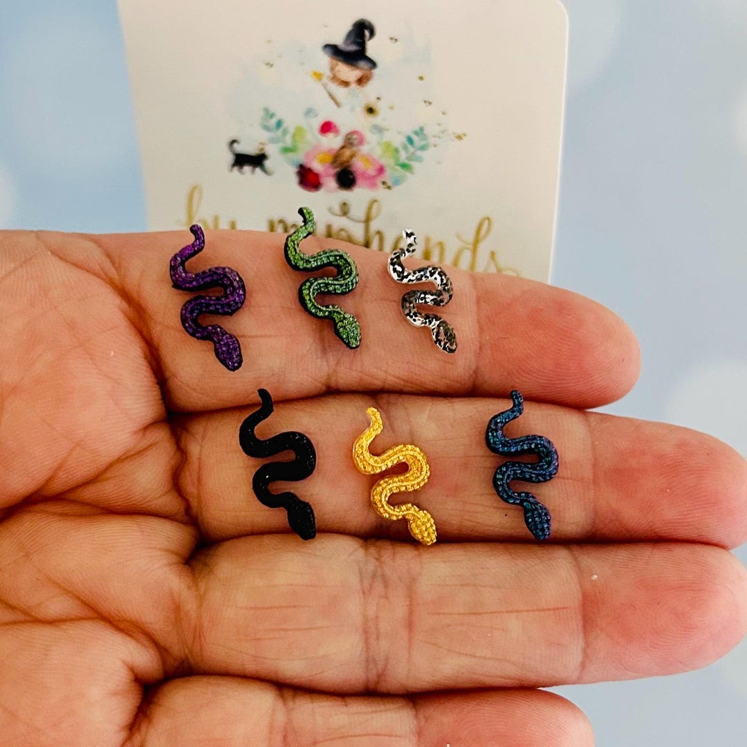 Tiny Resin Snakes – Mystical Craft Embellishments - Etsy
