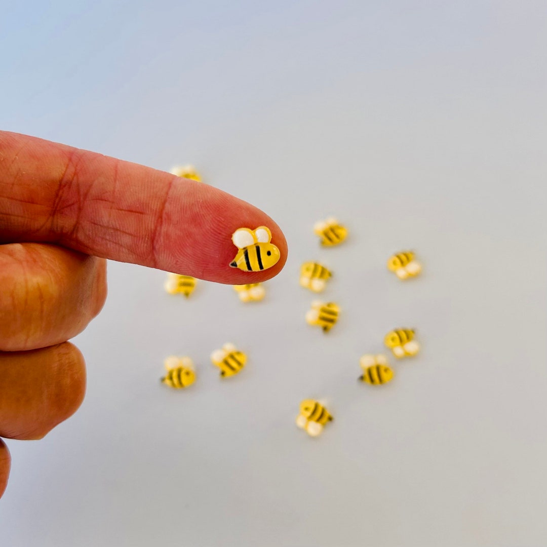 Tiny Honey Bees Set of 12. 7x8 Mm Kawaii Cartoon Resin Bee. - Etsy
