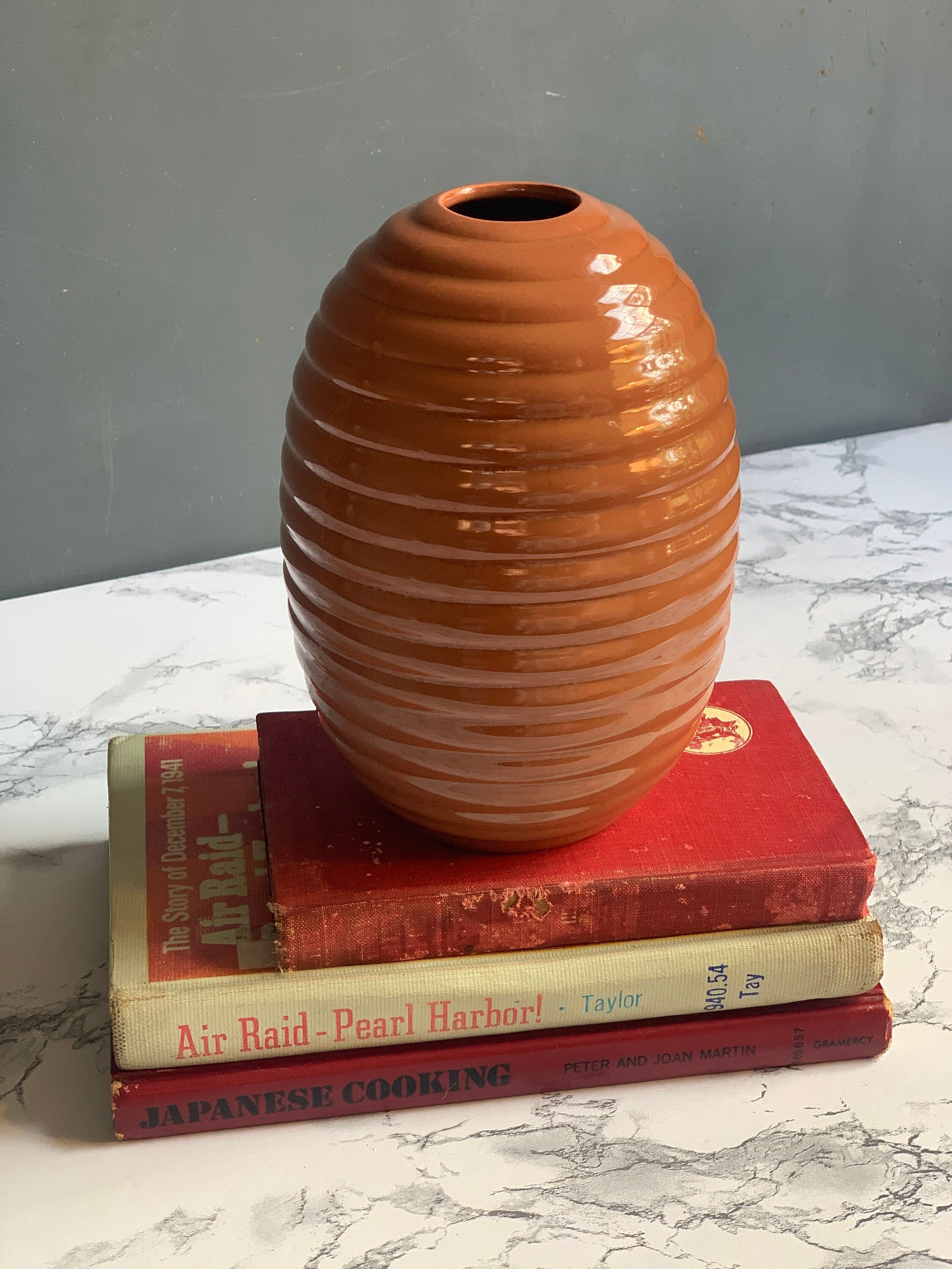 Vintage Rust Brown Ribbed Beehive Style Vase With Small Round Opening ...