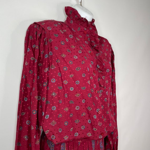 Vintage 80s Saks Fifth Avenue Burgundy Paisley Silk R… - Gem