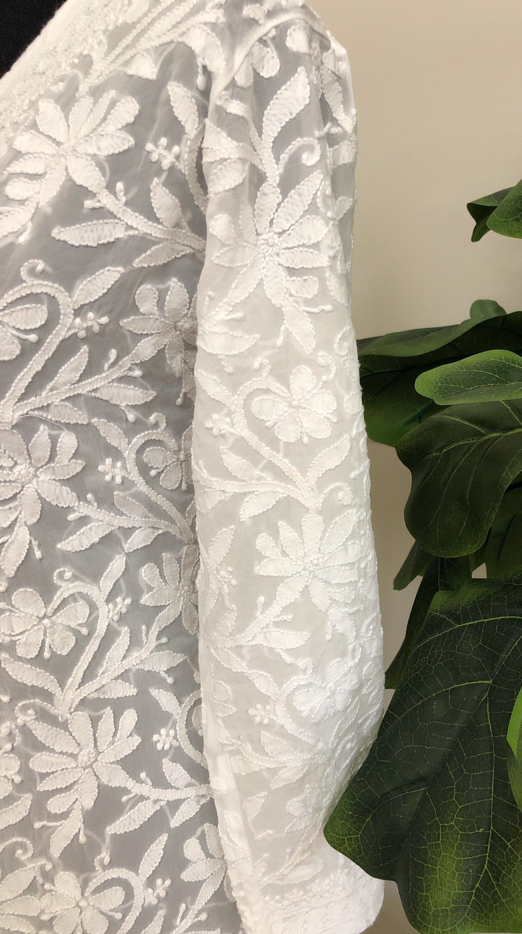 Lucknow Chikankari White Kurta on Fine Georgette/ All over embroidery ...