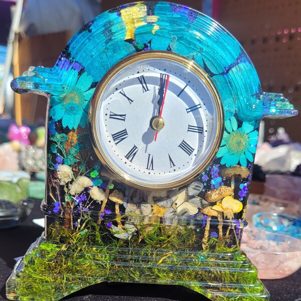 Resin Clock - Etsy