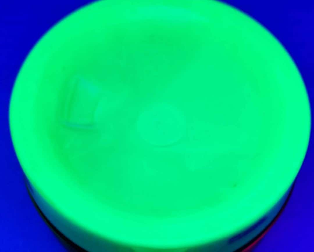 Fluro Green, Black Light Epoxy Paste, Uv Reactive, Glows Under ...