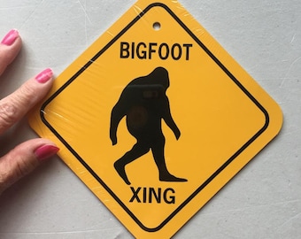 Yeti Crossing Sign - Etsy