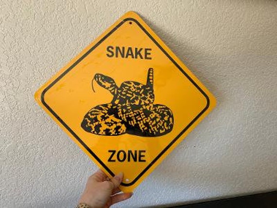 Snake Zone Aluminum Rattlesnake Crossing Sign - Etsy