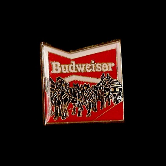 Budweiser Beer – Vintage Enamel Lapel Pin - Gem