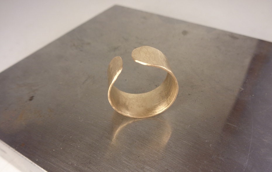 Textured 14k Gold-Filled Open Band Ring Wider Version 3/8 | Etsy