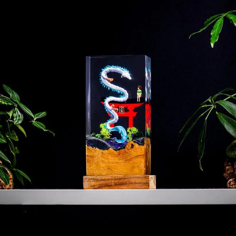 Spirited Away Diorama Lamp: Chihiro and Haku Dragon Scene (resin LED ...