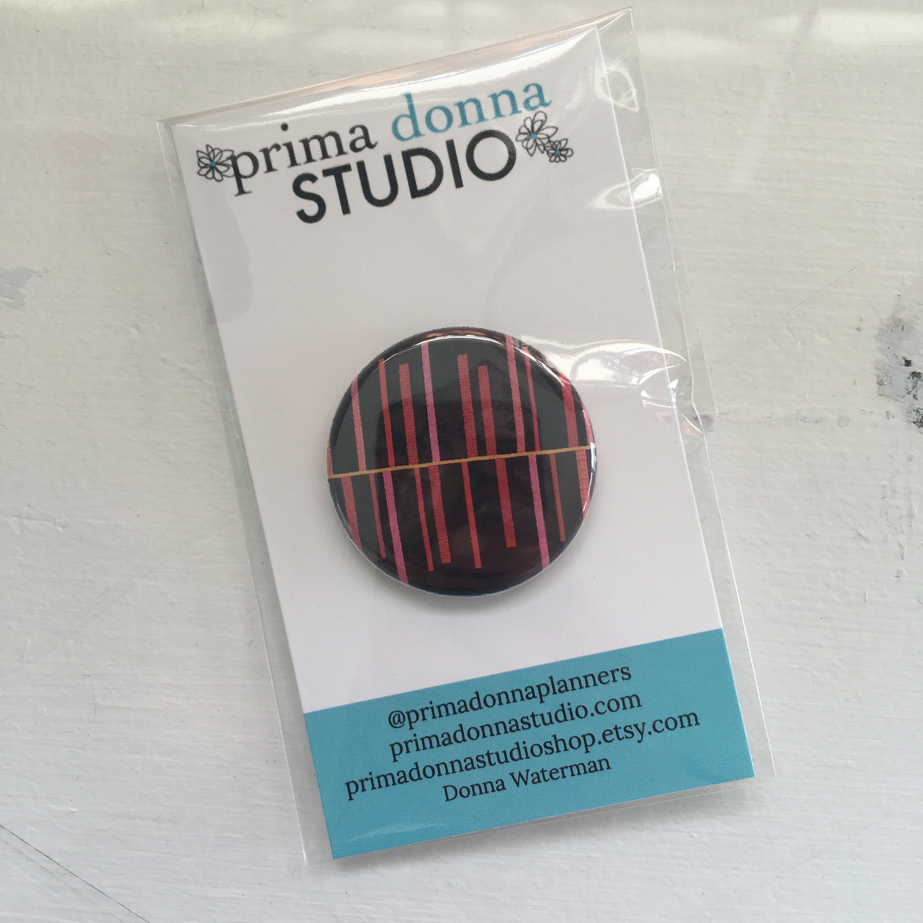 1.25 Inch Button Pin / Modern Art Button Pin / Art Lover Pin - Etsy
