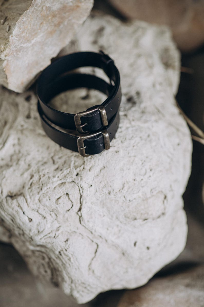 Arm Garters for Men | Shirt Sleeve Holders | Adjustable Arm Bands ...