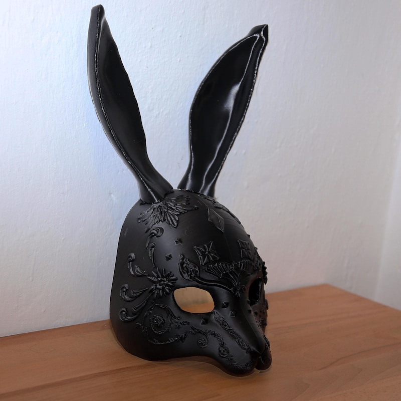 The Yellow Rabbit Cosplay 3d Print - Etsy
