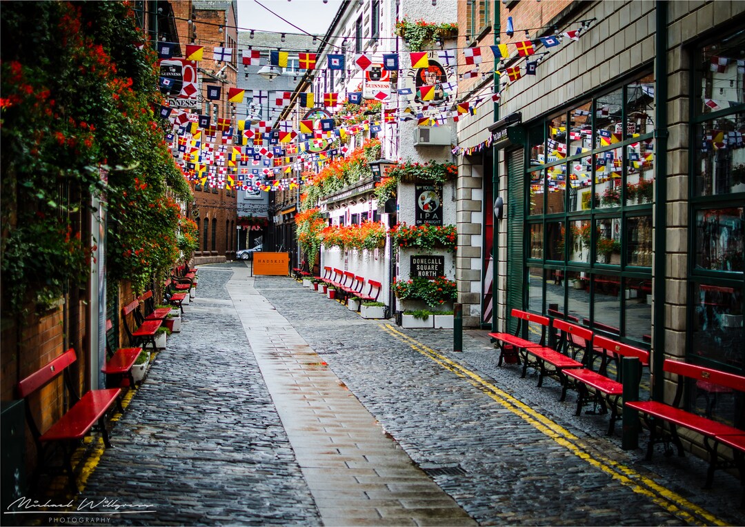 Northern Ireland Street Scene - Belfast Fine Art Photo Print - Etsy