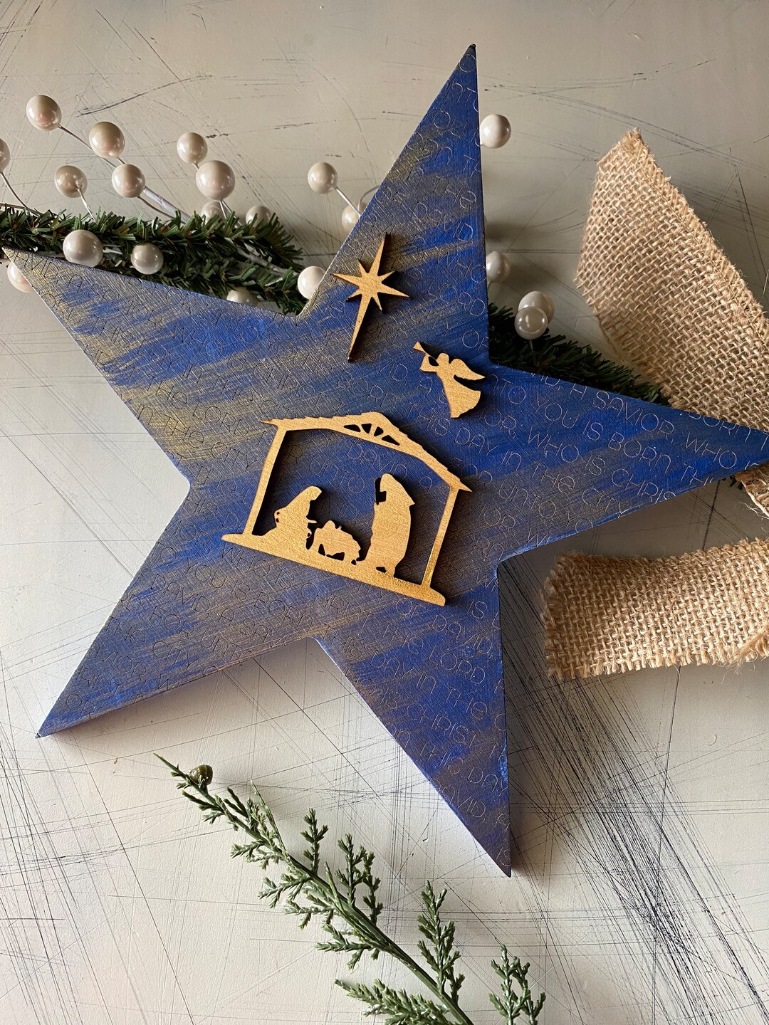 Navy and Gold Christmas Star - Bible Verse Background With Gold ...