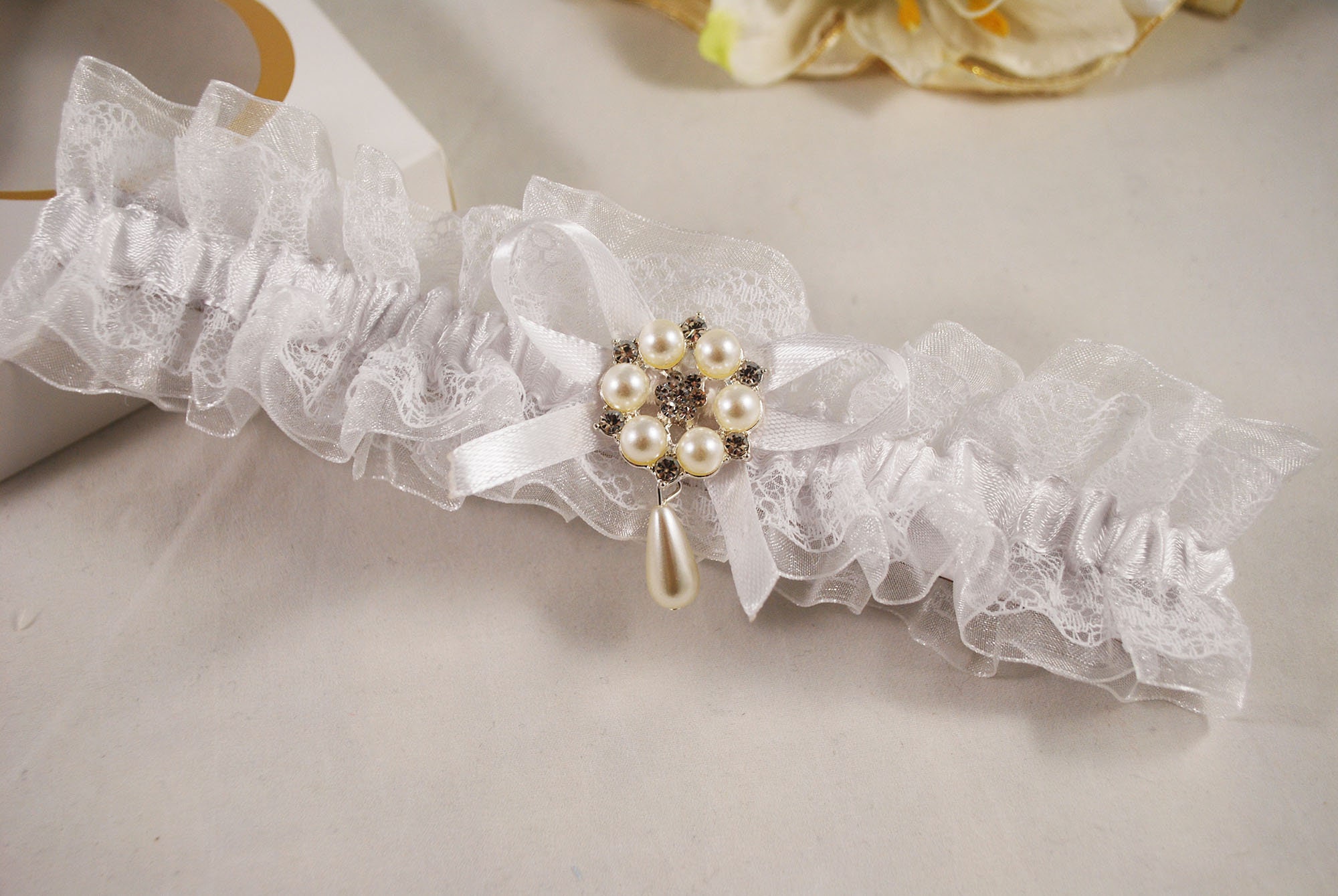 Garter for Wedding White, Bridal Leg Garter, Elegant Pearls Garter for ...