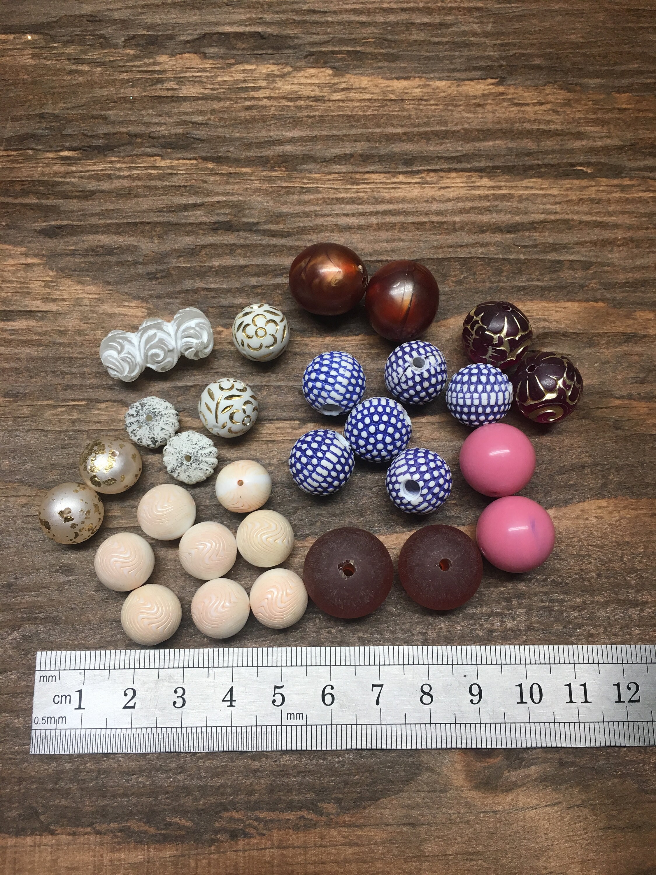 Mixed Vintage Lucite Beads 29pc | Etsy