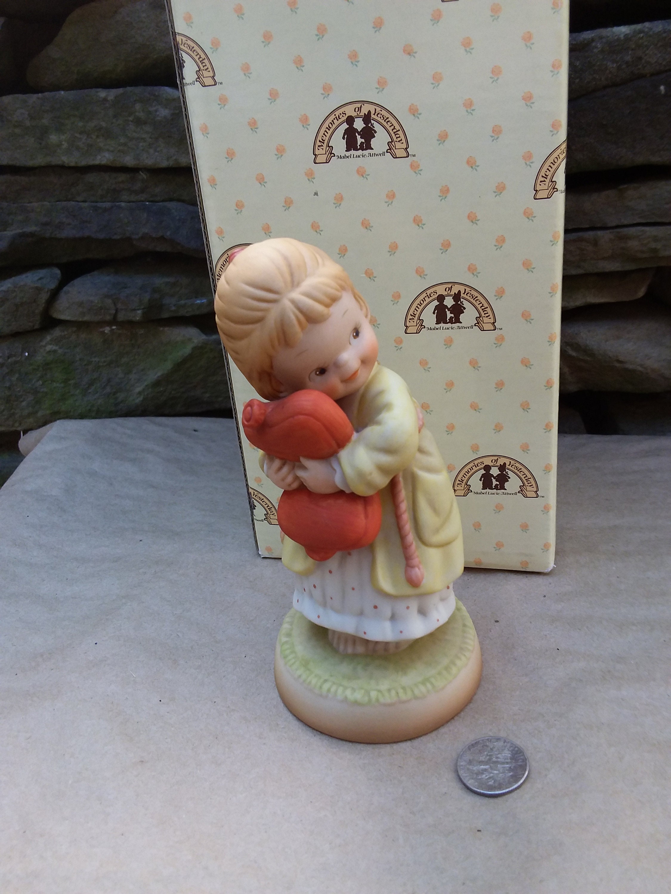 Vintage Enesco Figurine we All Loves A Cuddle - Etsy