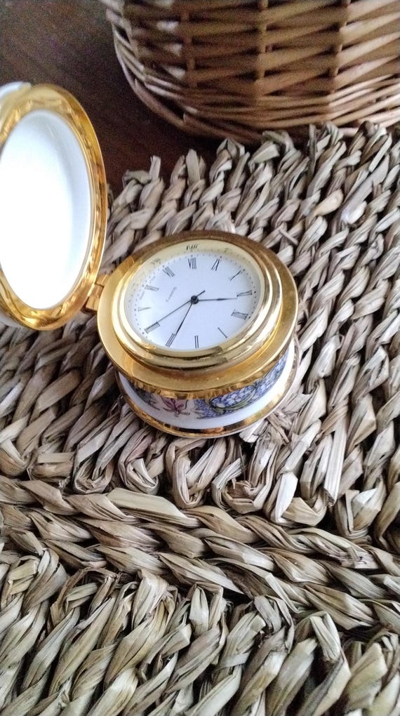 Vintage Falcon Chins HM Queen Elizabeth II Lidded Clo… - Gem