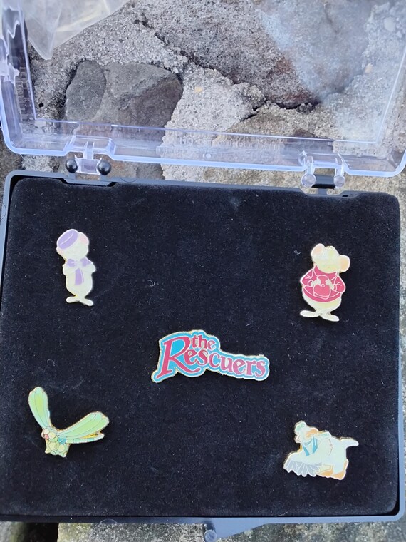 Vintage Disney The Rescuers Boxed Set of 5 Pins in Or… - Gem