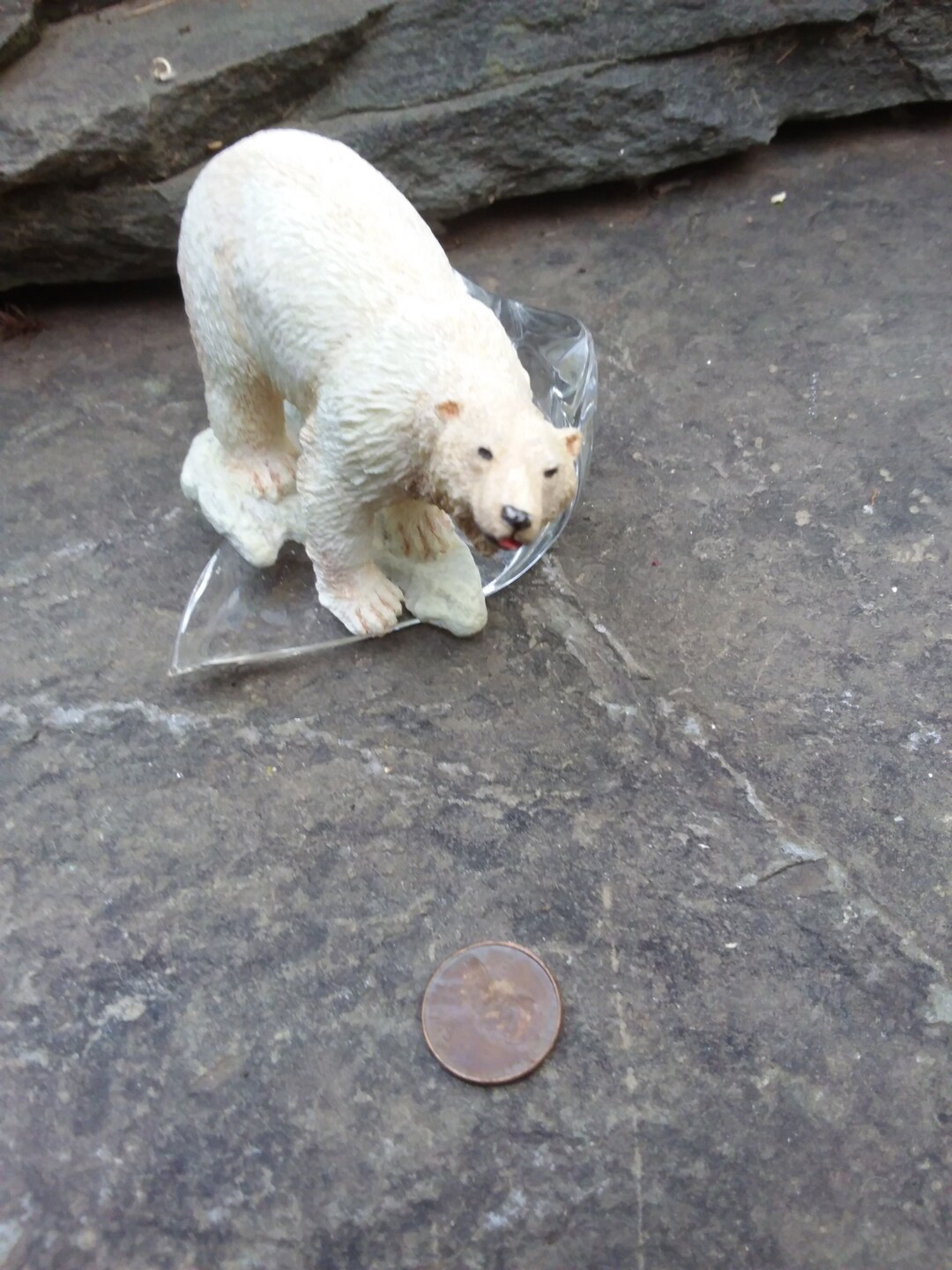 Vintage Resin Polar Bear on Ice Flow Figurine From the Franklin Mint ...