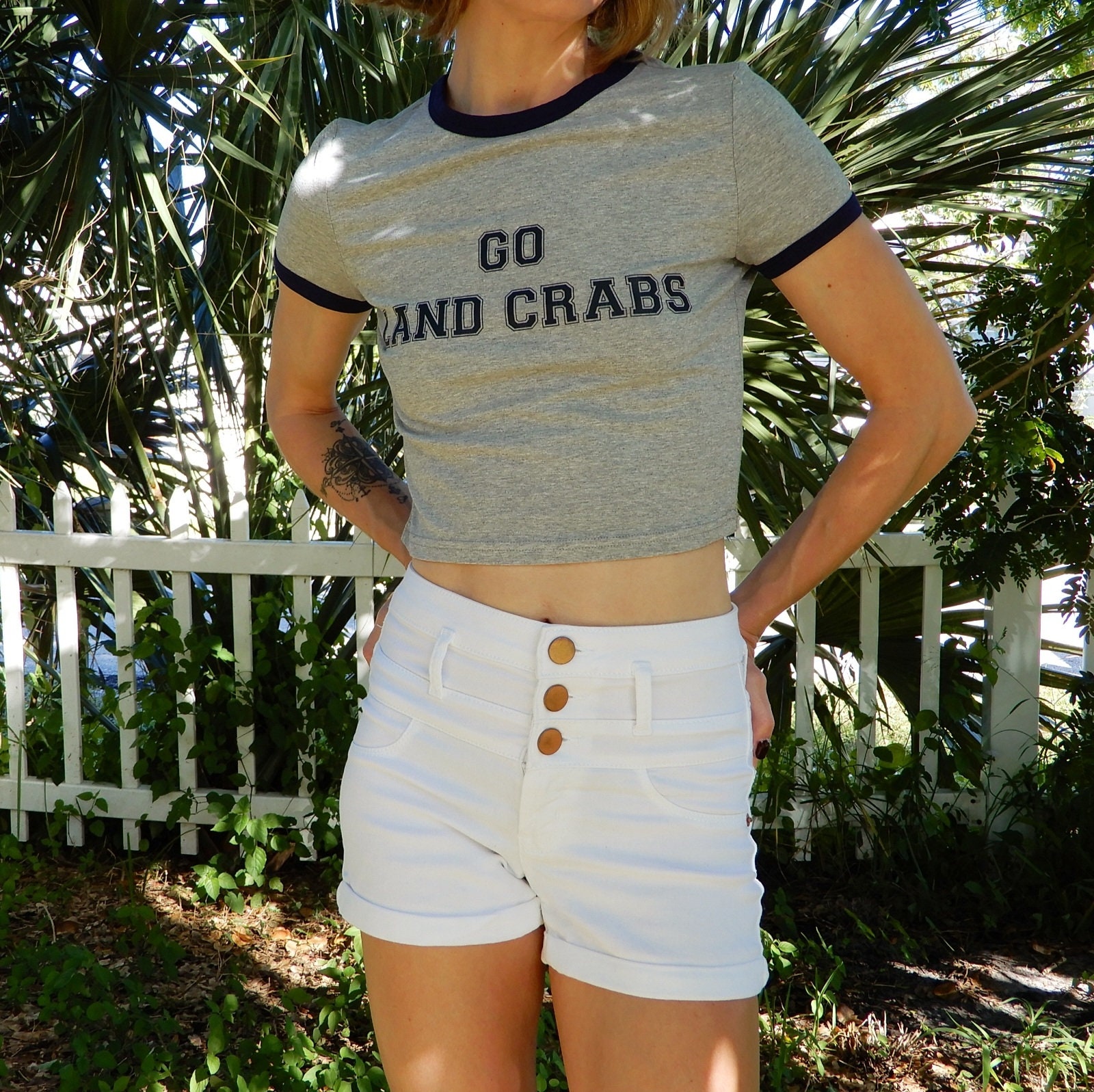 NEW IN Fun Small Retro Style Go Land Crabs Better Call Saul Crop Top ...