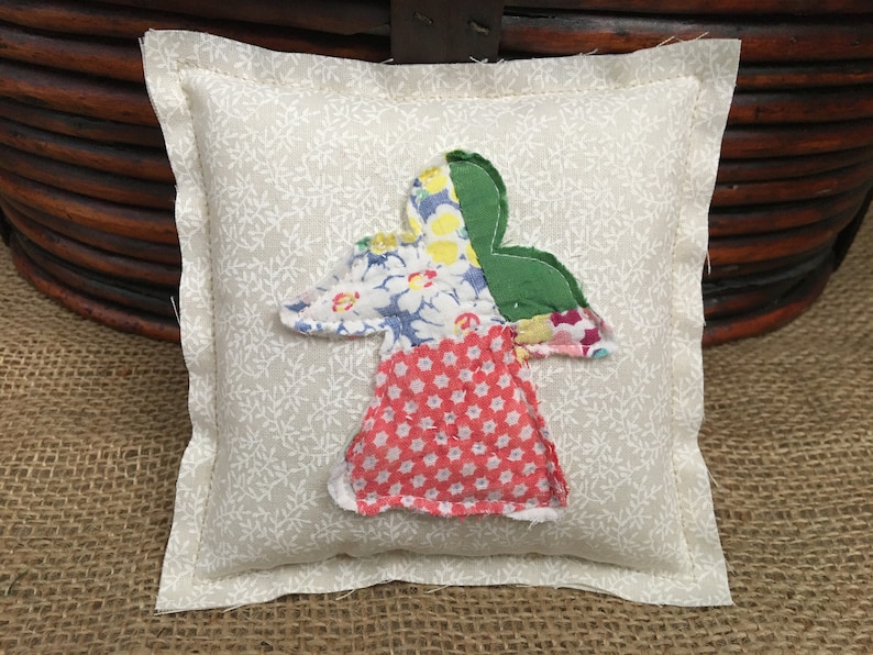 Christmas Quilt Bowl Fillers Shelf Sitters Ornies Vintage Patchwork ...