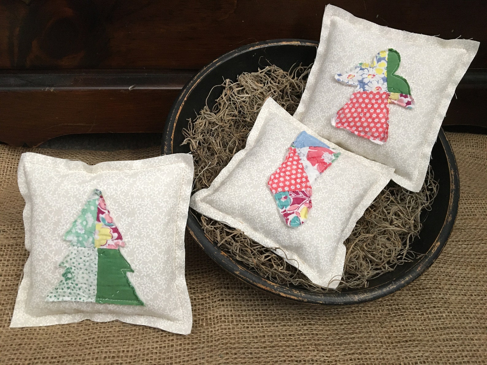 Christmas Quilt Bowl Fillers Shelf Sitters Ornies Vintage Patchwork ...