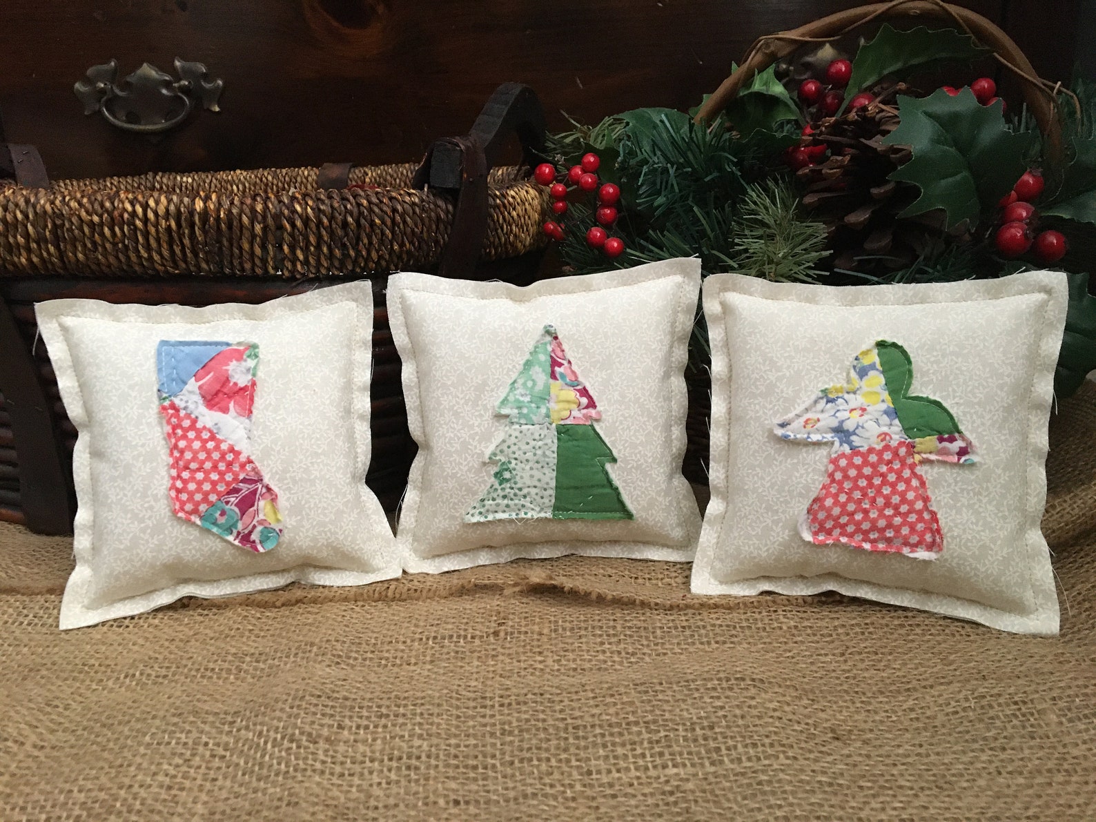 Christmas Quilt Bowl Fillers Shelf Sitters Ornies Vintage Patchwork ...