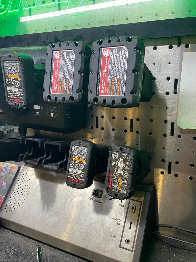 Snap-on 14.4 / Milwaukee M12 Battery Holder 4 Pack + Bonus Pencil/pen ...